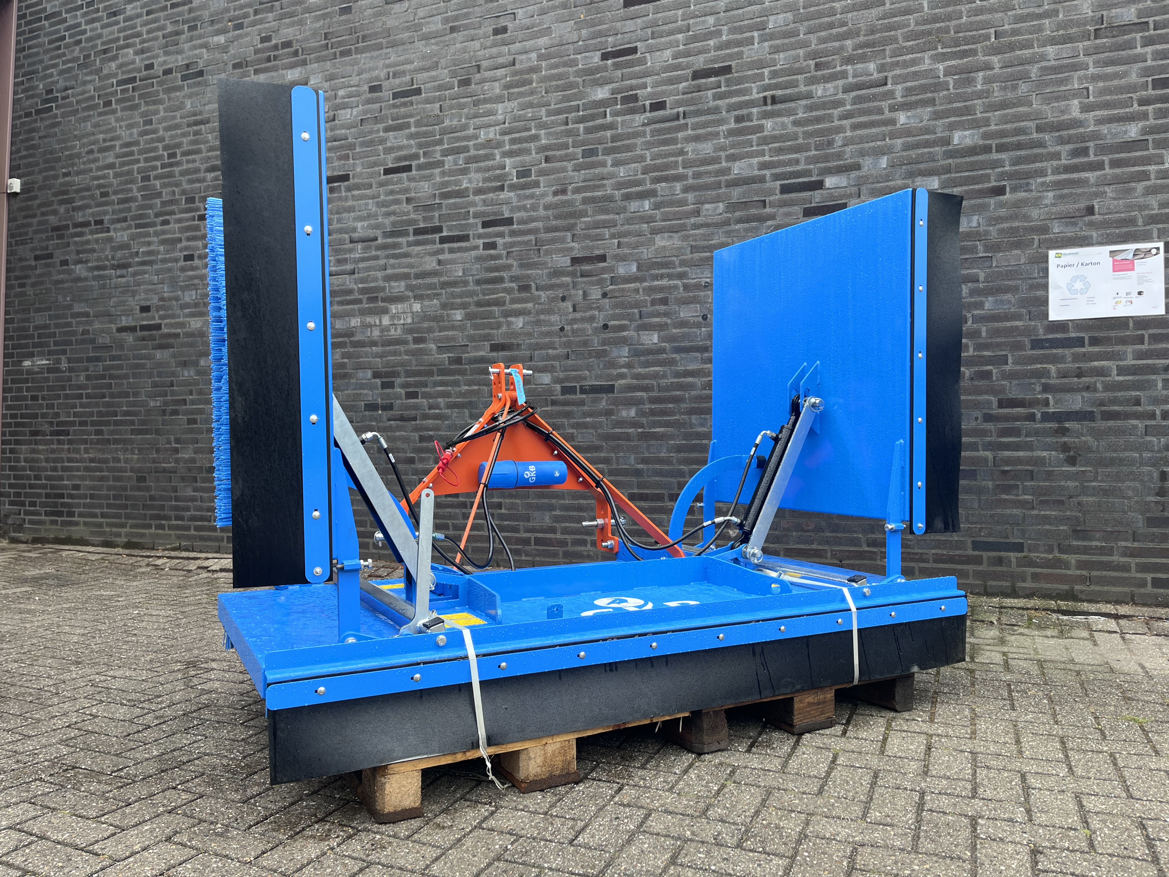 GKB Sportveld onderhoudsmachine Brush (HIL) #31417 - Kraakman